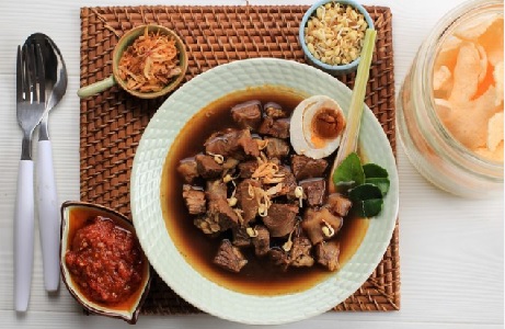 Mengenal Rawon, Kuliner Padat Rempah dari Jawa Timur
